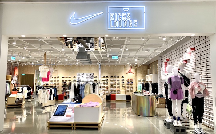 NIKE KICKS LOUNGE新竹巨城店 - YYsports